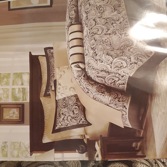 Madison Park | Bedding | Madison Park 2pc Queen Comforter Set | Poshmark